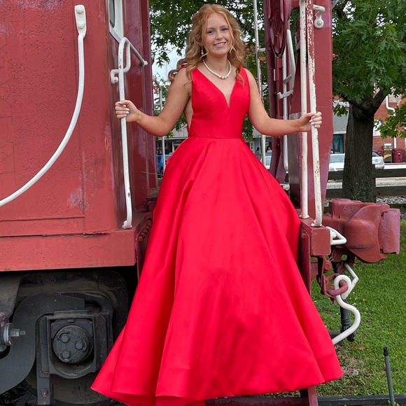 Sherri Hill | Dresses | Sherry Hill Promevening Ball Gown | Poshmark